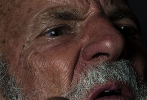 심술 과민성 그리고 퀘룰러스 노인 극단적 인 클로즈업 수석 성인 격노한에 대한 스톡 사진 및 기타 이미지 격노한 괴짜 기업 재무와 산업 Istock