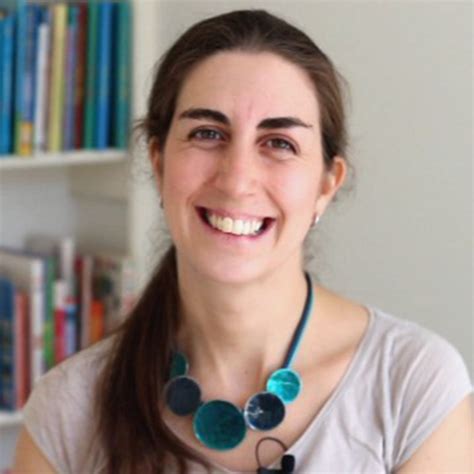 Roya Caviglia Motherstories