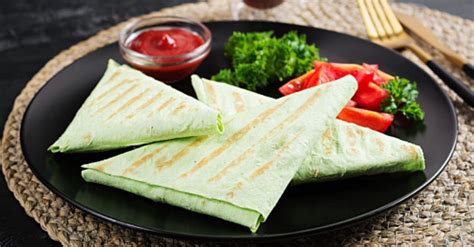 Pita Bread Triangles In A Pan Recipe For Filling With Mushrooms Ham And Cheese