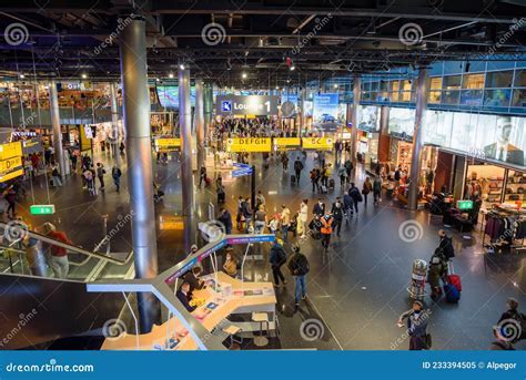 Europes Smoothest Transit Hubs The Top 10 Easiest Airports For