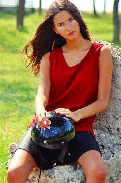 საოცრად ლამაზი ქართველი გოგონები