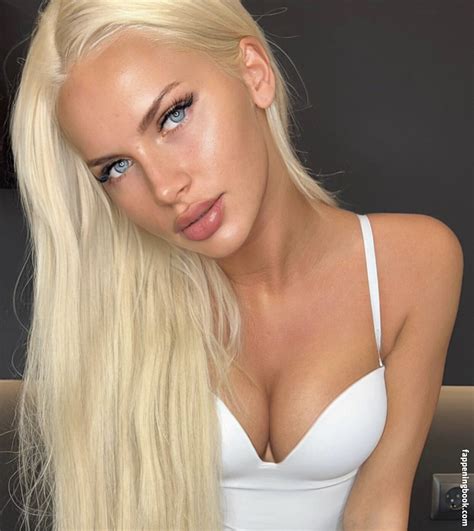 Dash A Dash A Nude OnlyFans Leaks Fappening FappeningBook