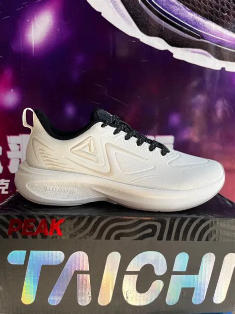 Peak Tai Chi White Running Shoes For Men Et44107h Np
