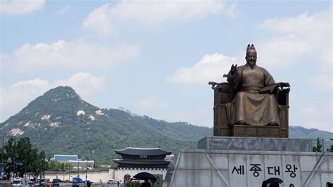 Plug 미니 패턴 스트라이프 셔츠광화문룩 남방 남방셔츠 여자셔츠 블라우스 여성블라우스 예쁜블라우스 스트라이프블라우스 가을블라우스