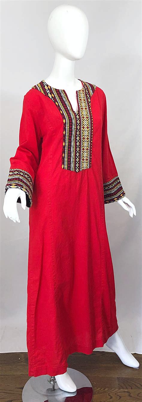1970s Lipstick Red Embroidered Linen Cotton Vintage 70s Caftan Maxi