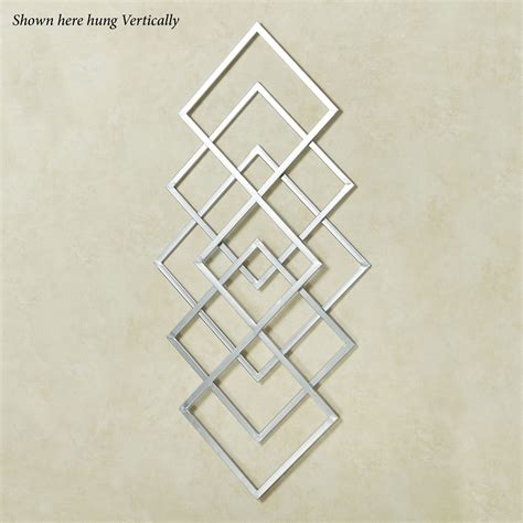Diamond Interlink Silver Geometric Metal Wall Art