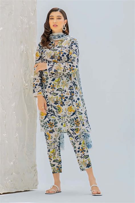 3 Piece Unstitched Digital Printed Lawn Suit Fine Printed Lawn Dupat