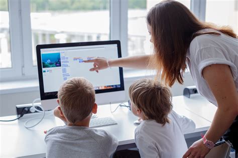 Python для самых маленьких 11 школ где детей и подростков научат программировать Rb Ru