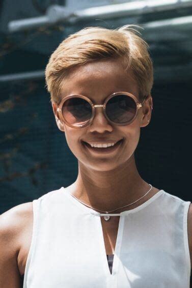 Pixie Cut Styles Hot Sale