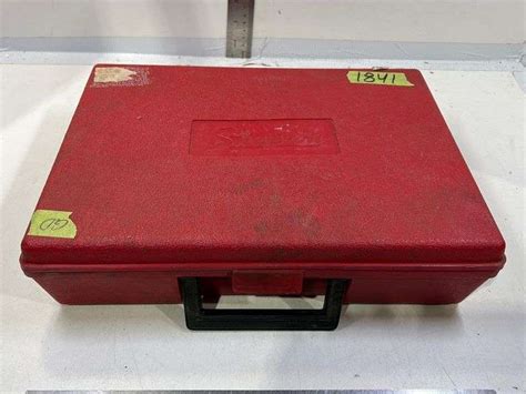 SNAP ON AIR HAMMER CHISEL SET SN 44458 MOD PH50D W 4 CHISELS APPROX 13 5 X 10 5 X 3