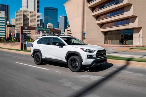 Toyota RAV4 XLE Premium Vs Limited What S The Difference