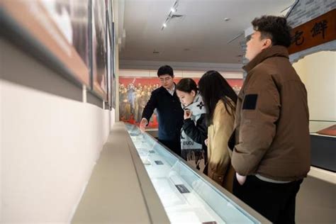 这位90后讲解员 让更多青少年爱上红色博物馆｜文化中国行