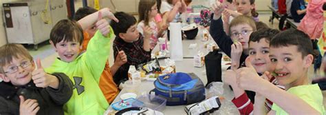 Comfortable Cafeteria Every Moment Counts