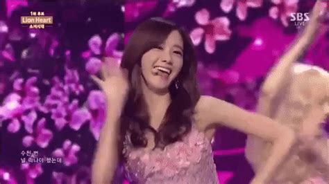Random Wave Generator GIFs Get The Best GIF On GIPHY
