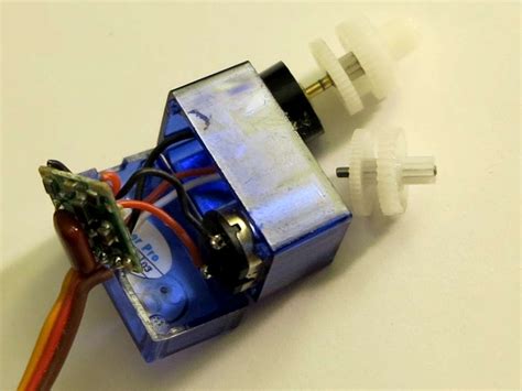 InventorArtist Continuous Rotation Servo Hack
