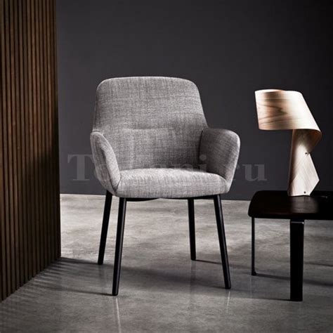 Полуресло Minotti Flavin