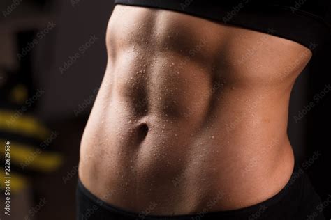 Shredded Abs Women