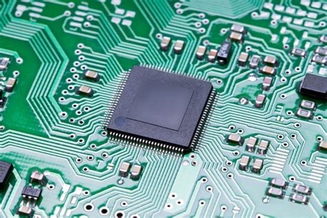 ¿qué componentes conforma un chip ammi technologies