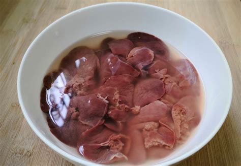 深秋钓黄辣丁，用这三种打窝方法，上鱼率提升数倍 知乎