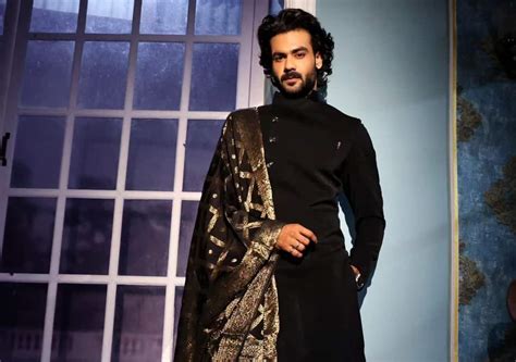 Chand Jalne Laga Actor Vishal Aditya Singh Trolls TV Show Makers For Reducing Progressive Ideas
