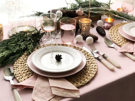 Накрытый стол фото и картинки 69 штук