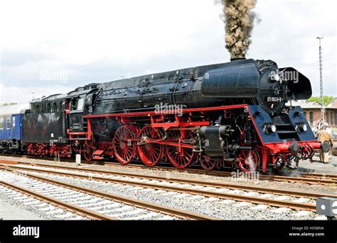 German Class 01 Steam Locomotive No 01 0509 8 At Neuenmarkt Franconia