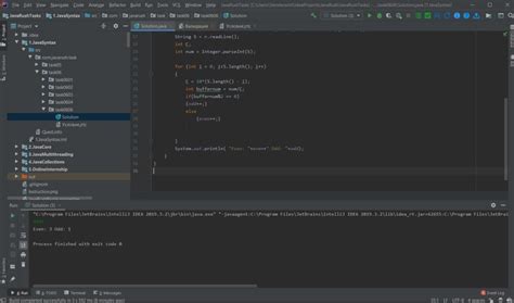 Пишет что не работает хотя если запустить