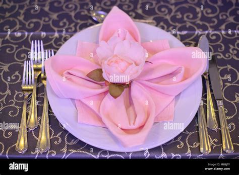 Formal Table Setup Hi Res Stock Photography And Images Alamy