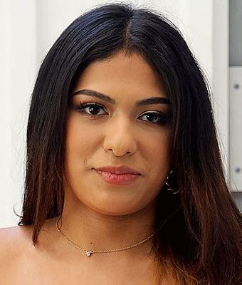 Reyna Belle Iafd