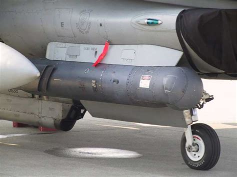 Untuk F 16 C D Block 52id Tni Au Pilih Sniper Atp Atau Litening Pod