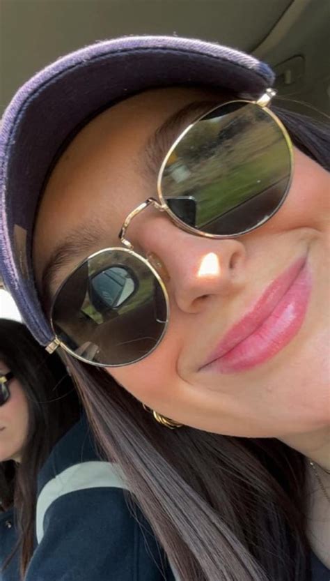 Upvote If Youd Cum On My Sister Face Rsendnudesplz