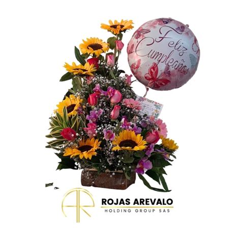 Arreglo Floral De Cumpleaños Con Girasoles Rosas Y Base En Madera
