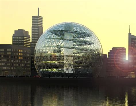 Гигантская теплица в городе Линчепинг (Швеция) реализует его фирма ...