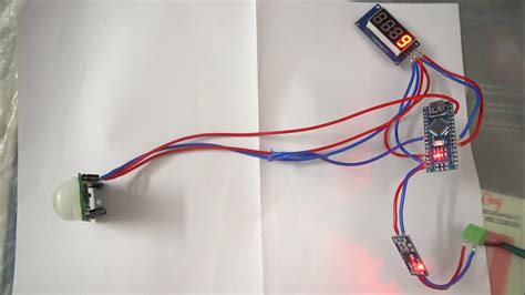 motion counter system using pir motion sensor tm1637 arduino nano