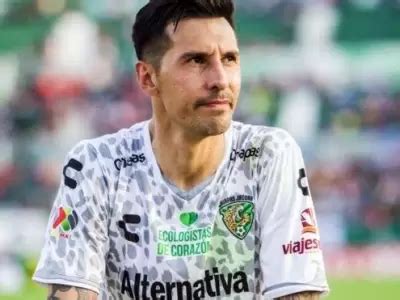 Acusado De Abusar De Su Ahijada El Futbolista Fabbro Se Enfrenta A Una Pena De A Os Big