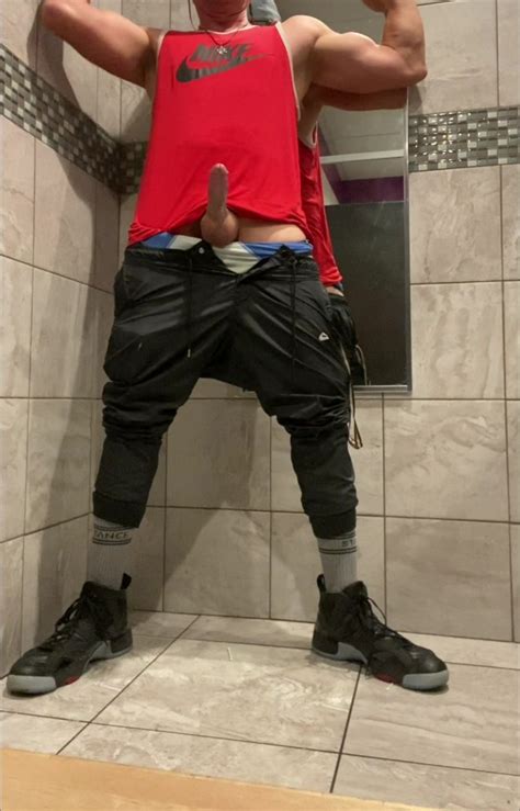 Jockdad87 Shoots Another Load In The Locker Room