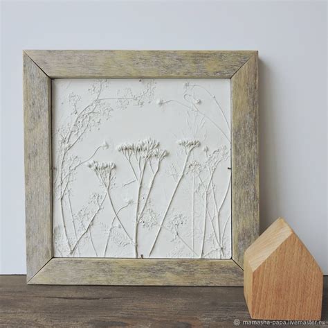 Панно из гипса в деревянной раме Лютики в интернет магазине на Ярмарке Мастеров Москва