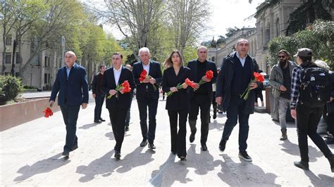 გიორგი ტყემალაძემ და საკრებულოს წევრებმა 9 აპრილს დაღუპულთა ხსოვნას