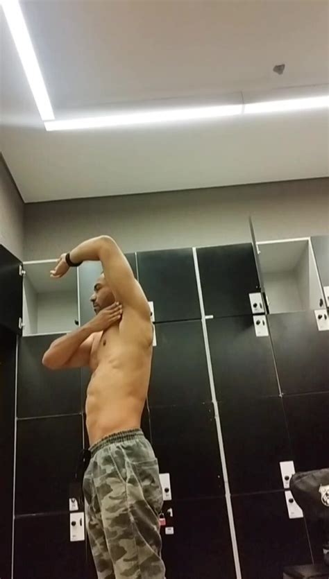 Spy Male 0050 Muscle Daddy At The Gym