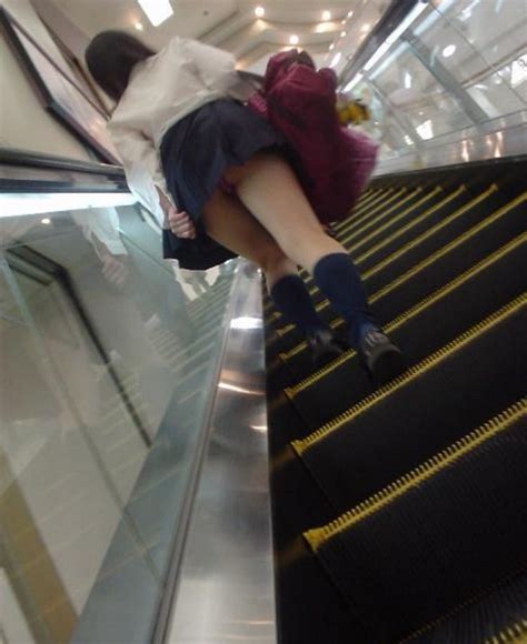 Jk階段パンチラ盗撮 11