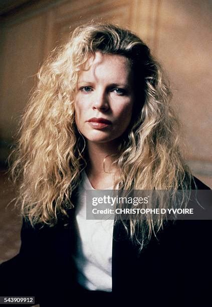 Kim Basinger 1987 Photos And Premium High Res Pictures Getty Images