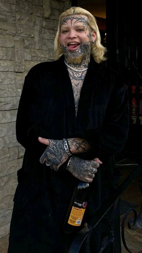 Pin De Breidy Vicente En Personas Tatuadas En 2025 Ropa Tatuajes