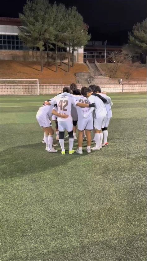 앰비션풋볼랩 엘리트레슨 국제학교축구레슨 한남반포축구레슨 🔸이번 U12 국가대표팀 서울시에 발탁된 백창민 선수에 개인레슨 입니다 레슨 마지막 힘든 몸상태에서