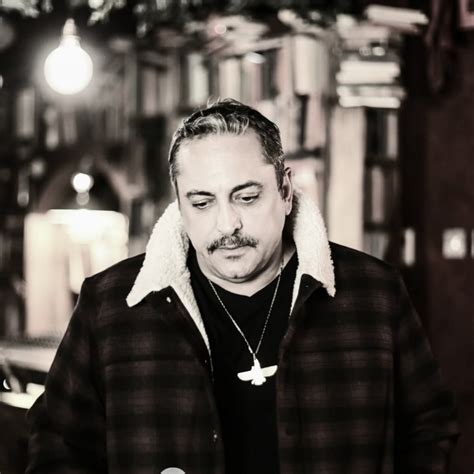 دانلود آهنگ سیاوش شمس شایعه کیفیت اصلی Mp3