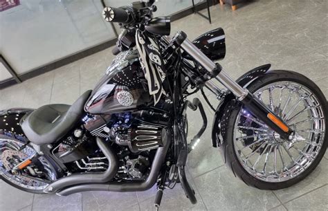 할리데이비슨 브레이크아웃 당근 중고거래