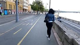 Madura Japonesa De Grandes Tetas Ayuda A Un Chico Virgen Con Su Primer Polvo Y Lo Deja Correrse