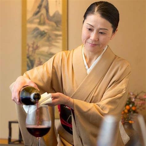 西本 久美子 Kumiko Nishimoto • Threads Say More