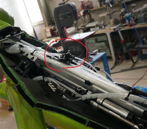 Mantis Head Cylinder Problem Issue20230911 Robopara