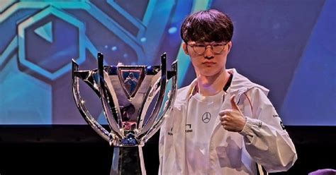 T1 세계 최초 롤드컵 5회 우승…‘페이커 이상혁 파이널 Mvp 선정