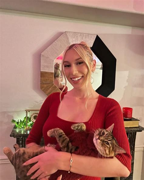 Kay Lovely Bio Age Height Net Worth Babefriend